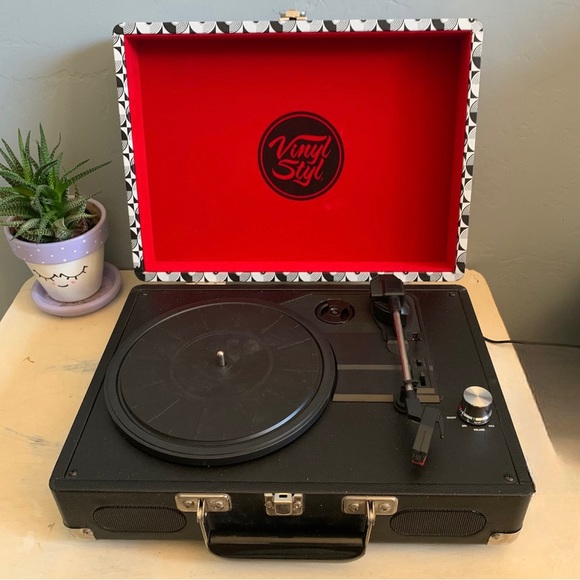 vinyl styl | Portable Audio & Video | Vinyl Styl Groove Portable ...